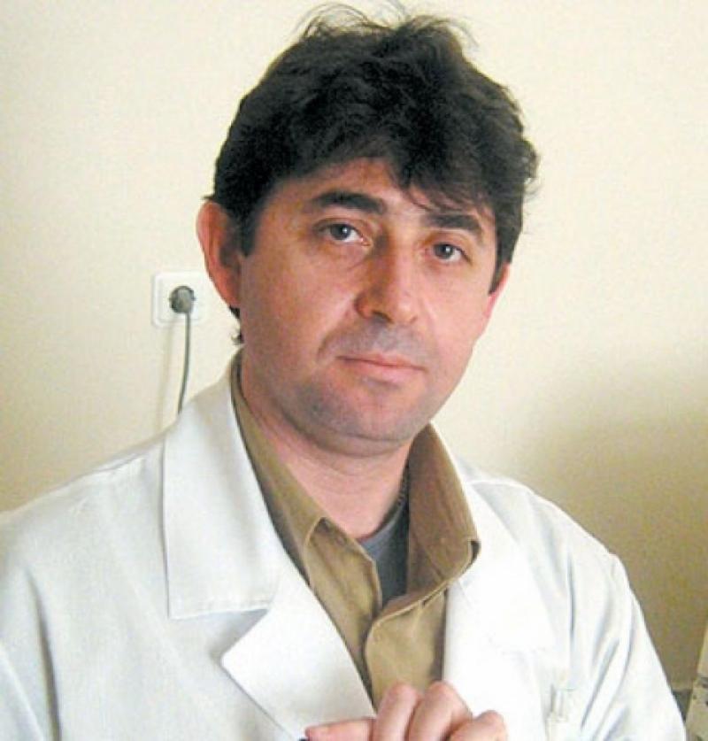 Хирургът д р Д Димитров за операциите при доброкачествени и